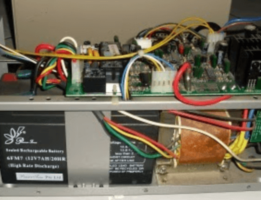 Transistor working principle | How does a transistor work? | Voltage Lab